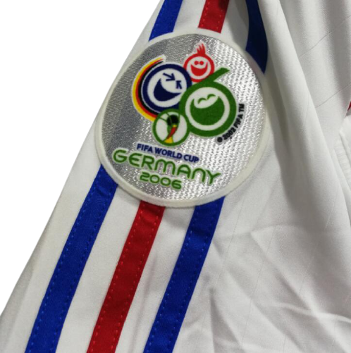 06_france_wc_patch-removebg-preview | Classics Collective